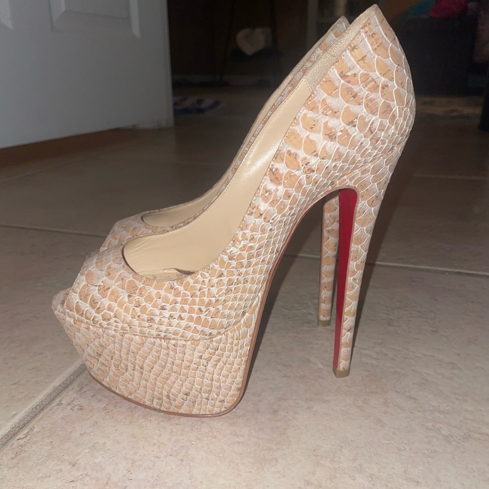 Christian Louboutin Lady Peep Platform Pump - Gem